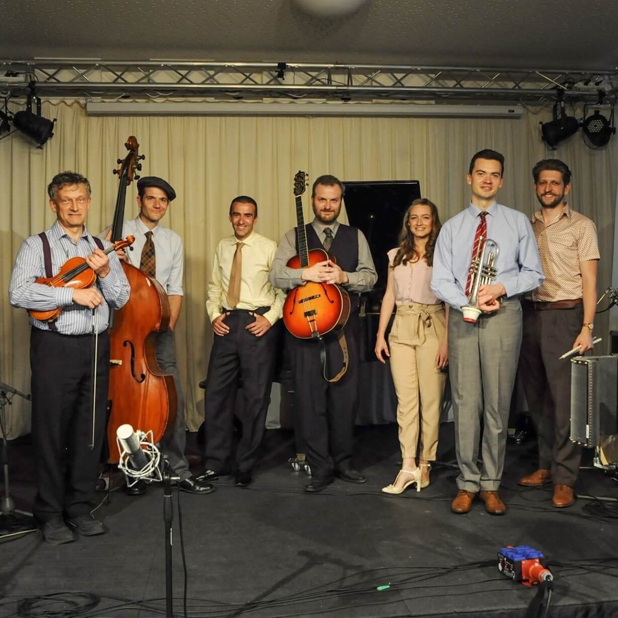 Swing Session | Vánoce Brno